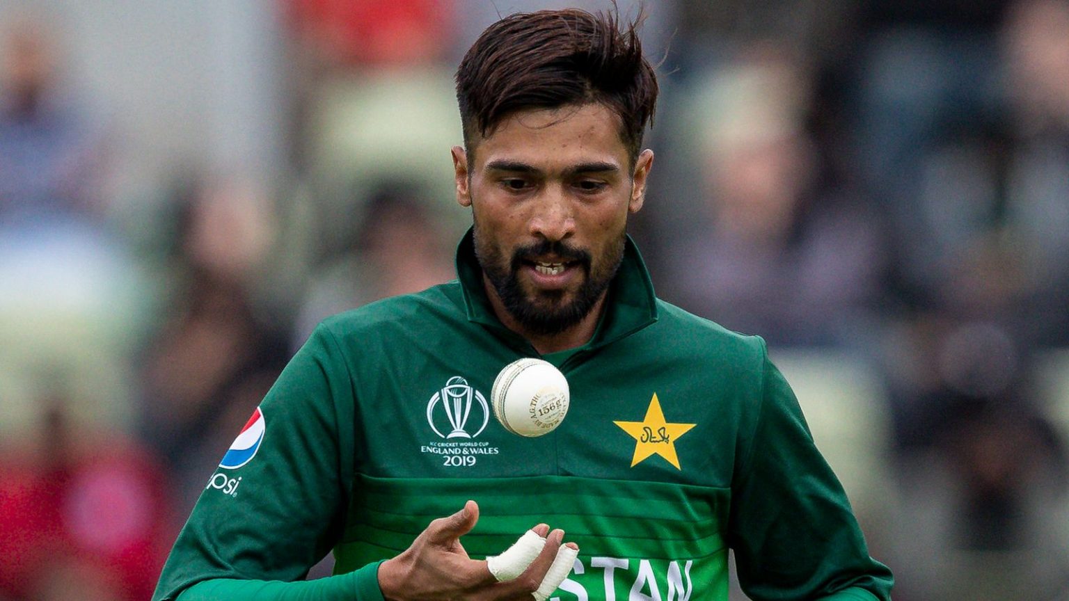 Top 10 Pakistani Bowlers of All Time | City Book