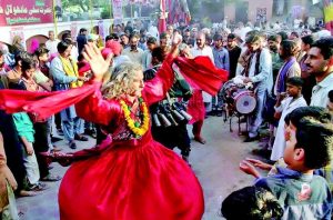 Top 10 Pakistani Festivals and Celebrations: Experiencing the Rich ...